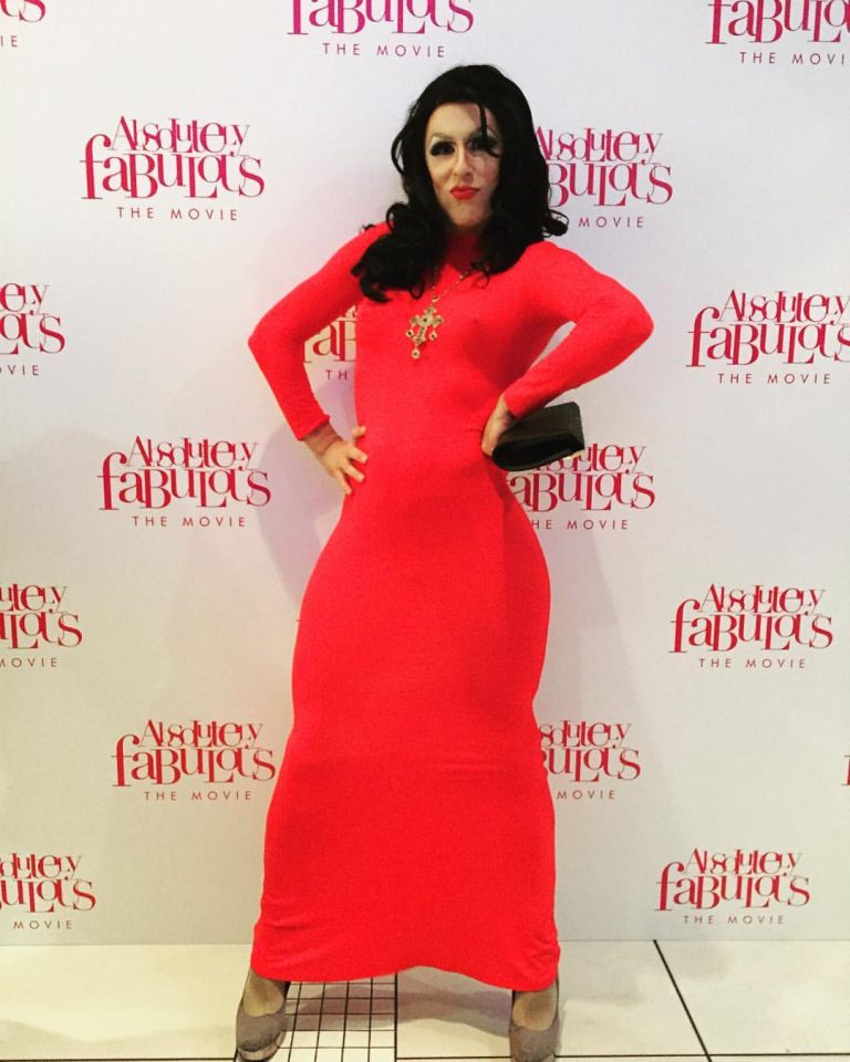 East London Drag Queen performer - Robyn Withawhy
